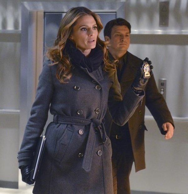 TV Drama Castle Kate Beckett Stana Katic Trench Coat